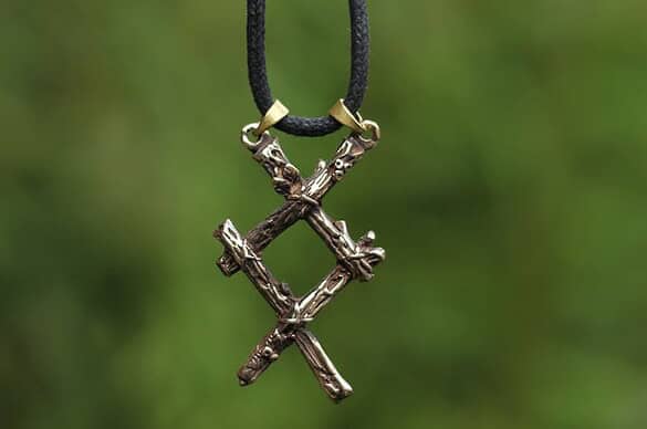 Eihwaz Rune Meaning: Complete Guide to the Norse Yew Tree and Endurance ...